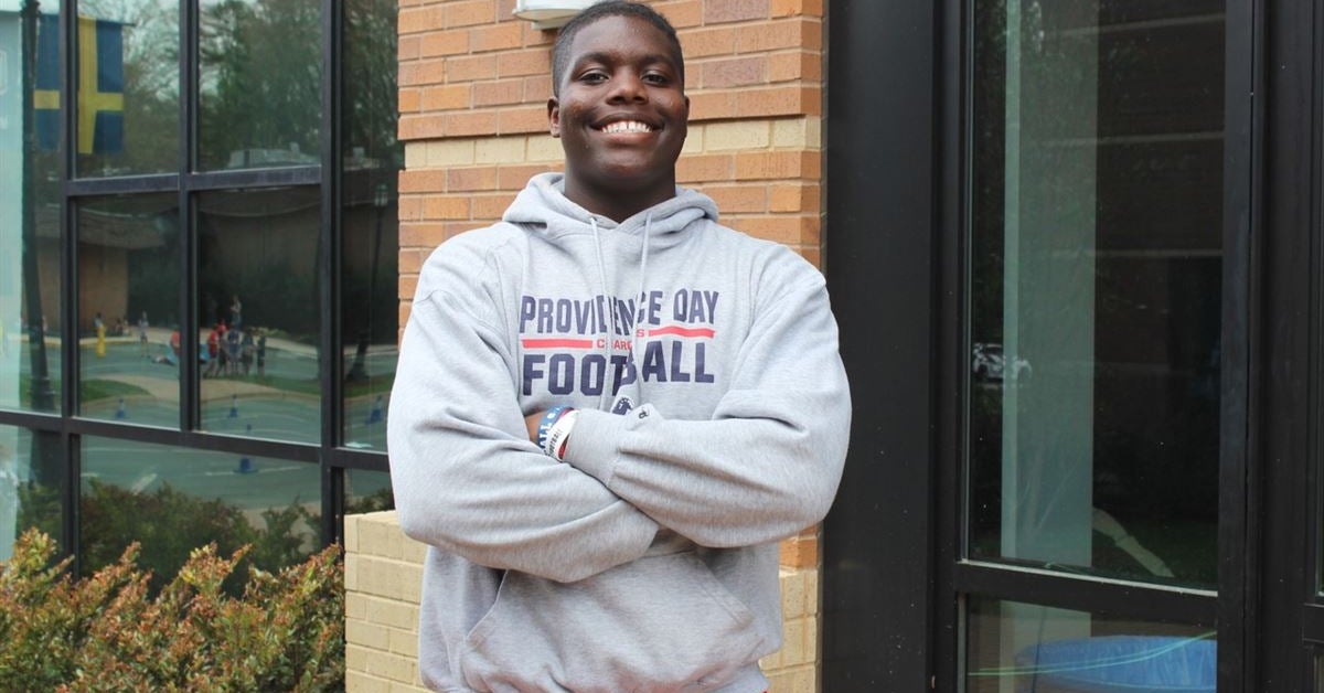 Freshman phenom OT David Sanders Jr. talks early NC State offer