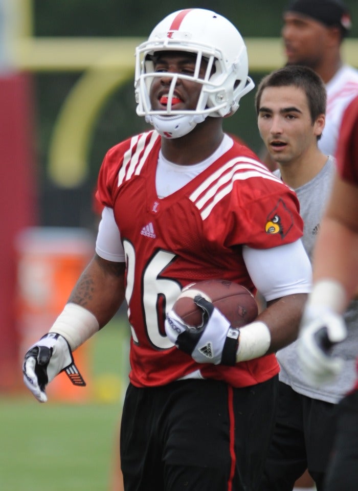 Dyer adds to deep backfield