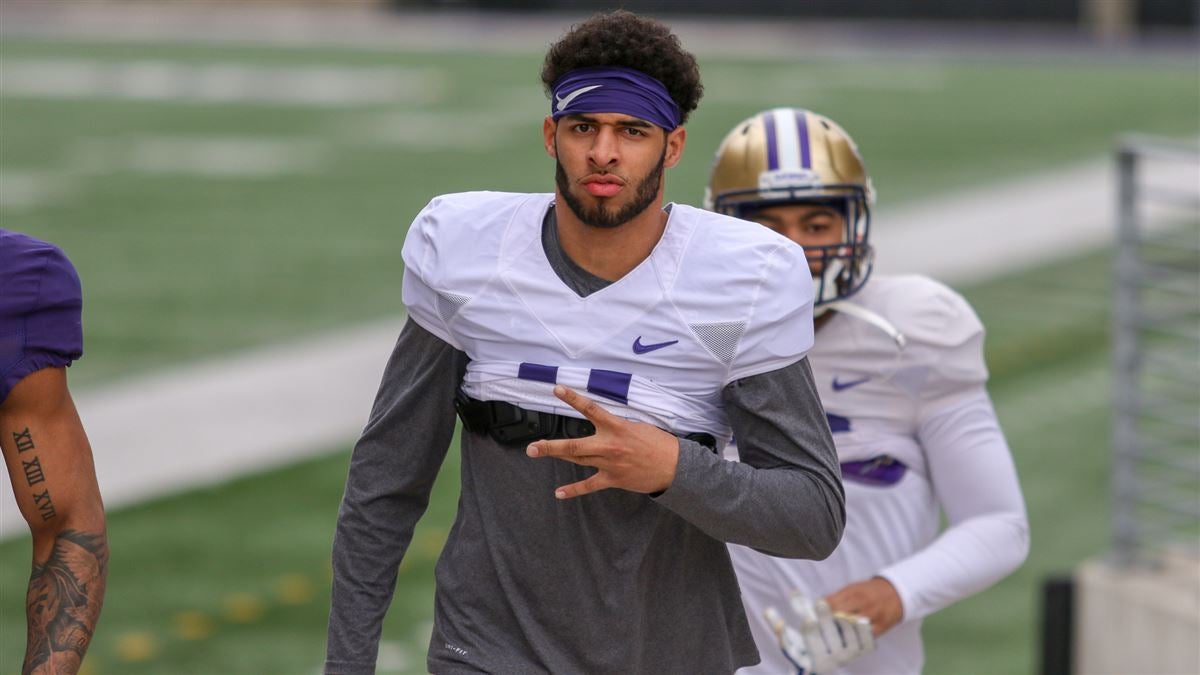 Alex Cook Eager to Earn a Spot on the Defensive Side of the Ball