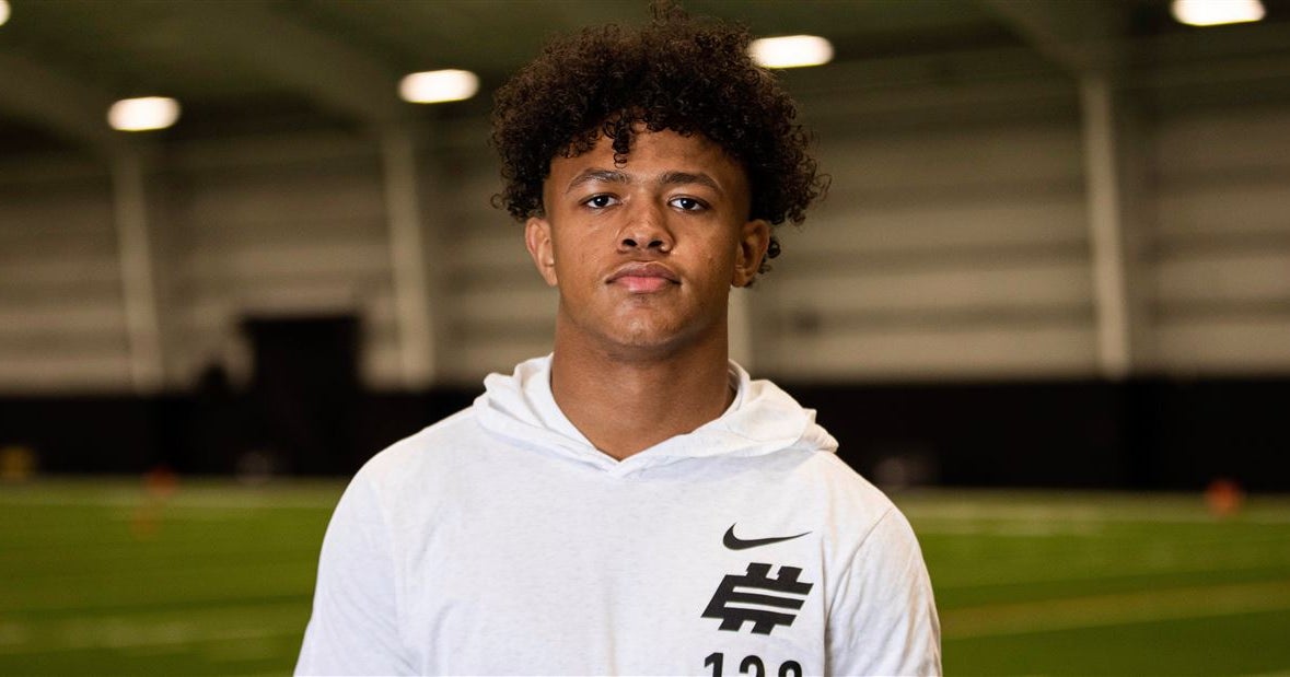 FSU offers 2024's No. 1 prospect, QB Jadyn Davis