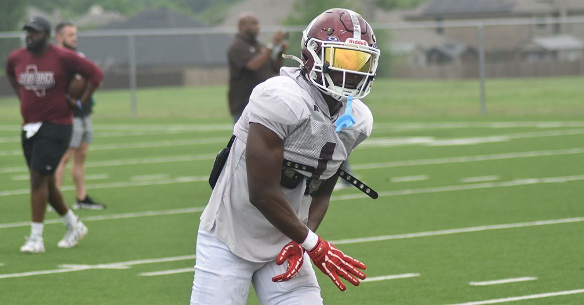 Red Oak WR Taz Williams looks ahead to official visits, including one ...