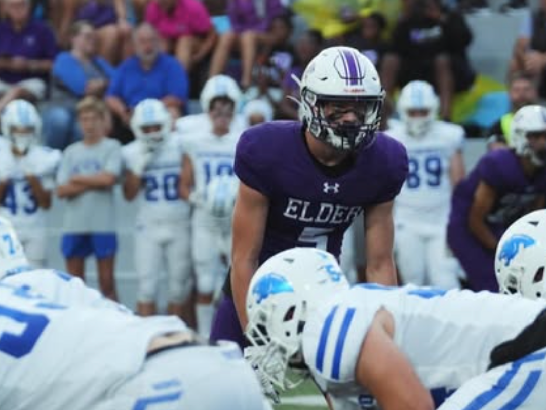 Elder OLB Derek Uran stays home, picks UC