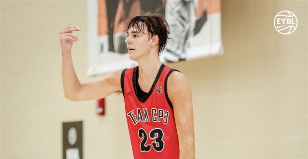 Cole Cloer sets an official visit with North Carolina for October