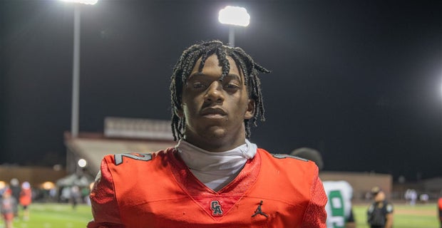 Versatile 2025 ATH Marcus James sets commitment date