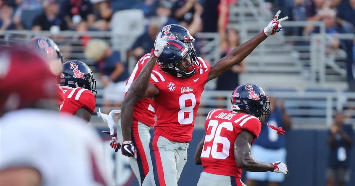 C.J. Miller enters NCAA transfer portal