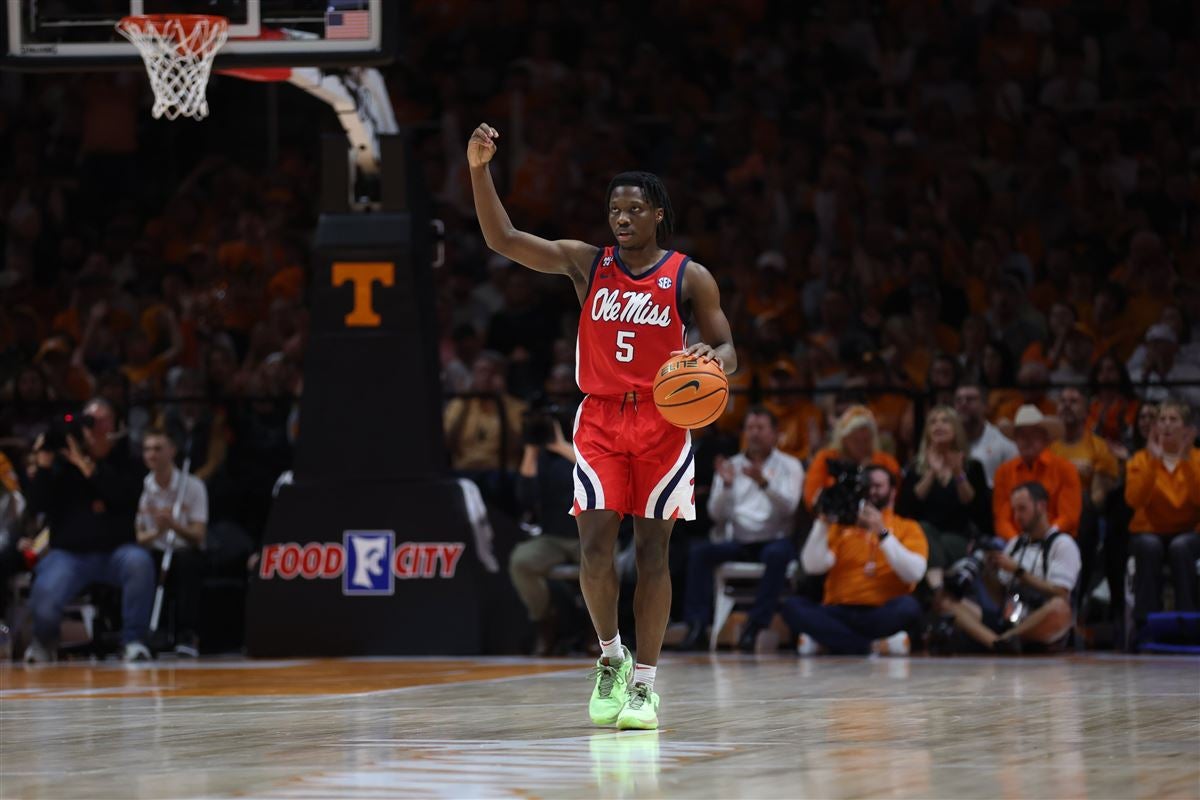 Ole Miss hoops hanging on in Coaches Poll, dropped out of AP Poll ...