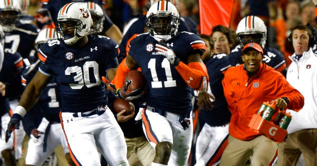 Chris 'CJ' Davis III, son of Kick Six legend Chris Davis, offered by Auburn