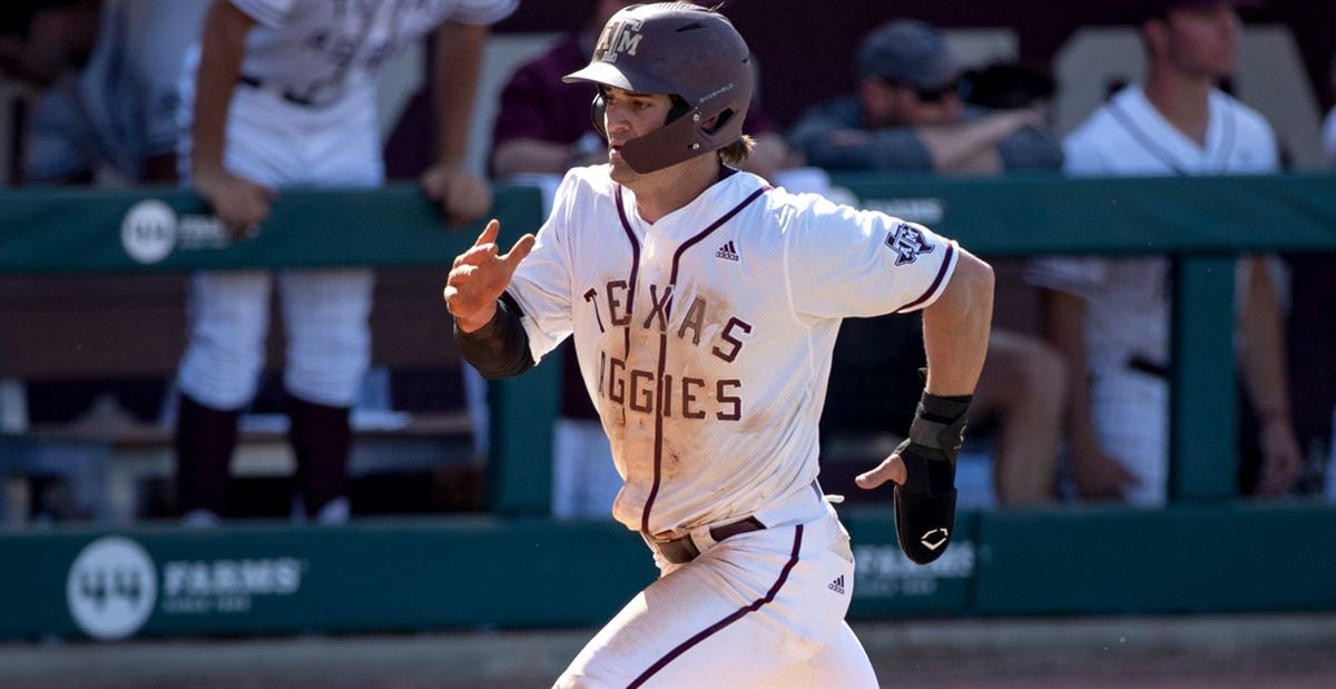 Two big innings propel No. 13 A&M baseball over UT Arlington