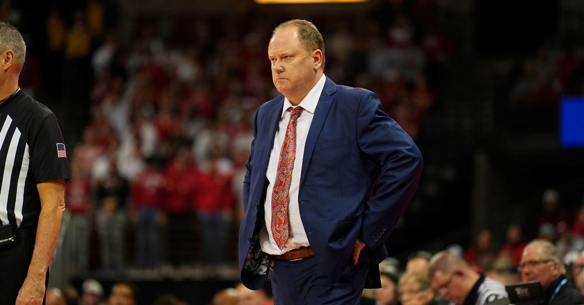 Everything Greg Gard said after first open basketball practice