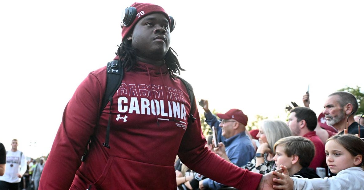 Simpkins named National Offensive Lineman of the Week