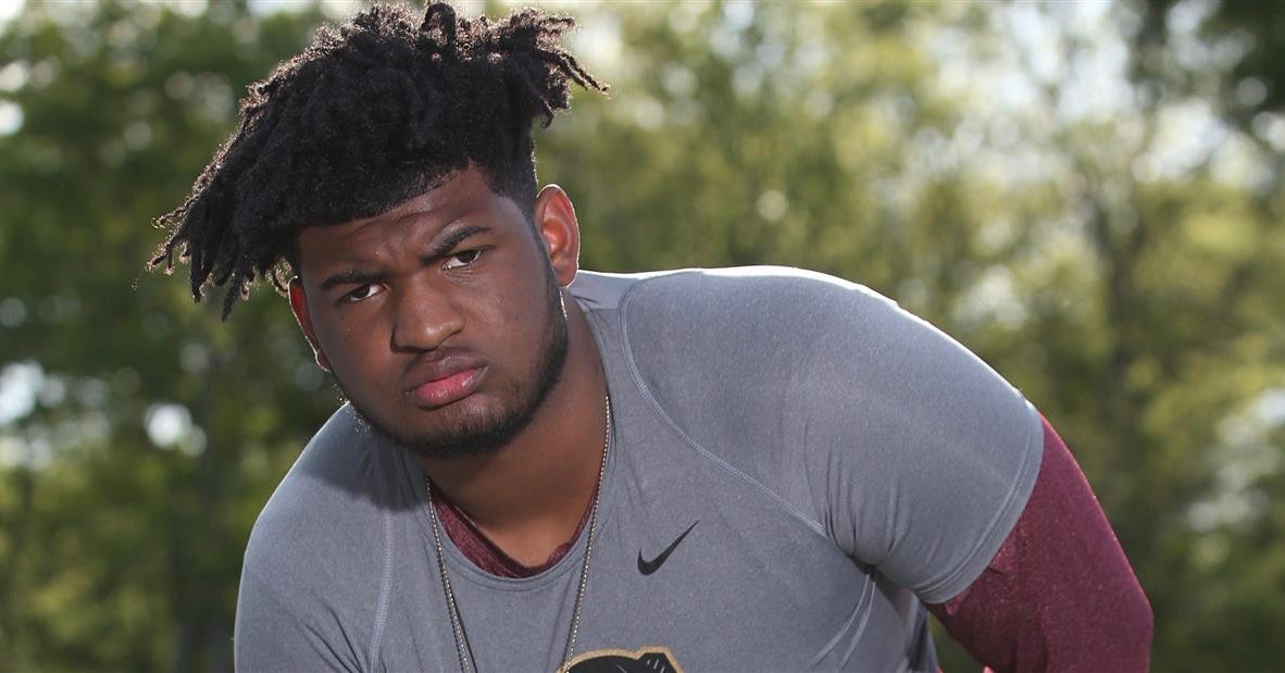 Florida State makes Top 12 with four-star OT Adrian Ealy