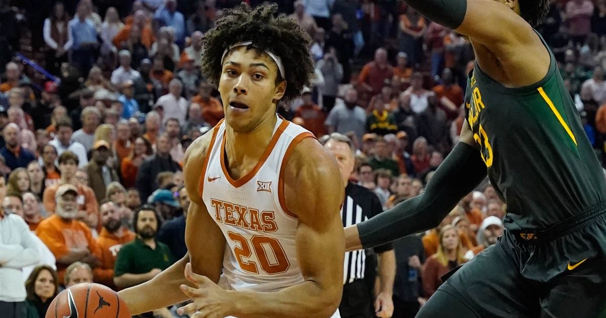 Leaving Texas, turning pro could be an option for Jericho Sims