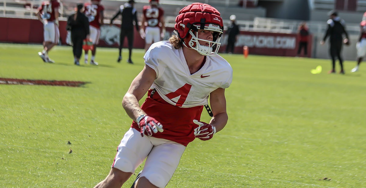 Isaac TeSlaa making ‘wow’ plays in practice for Arkansas - Football ...