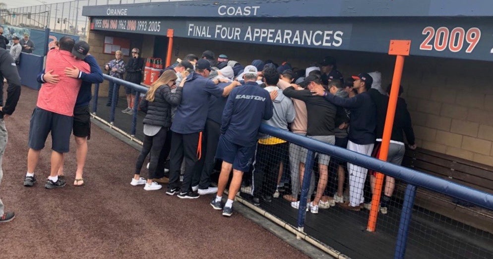 College baseball coach John Altobelli, family killed in crash