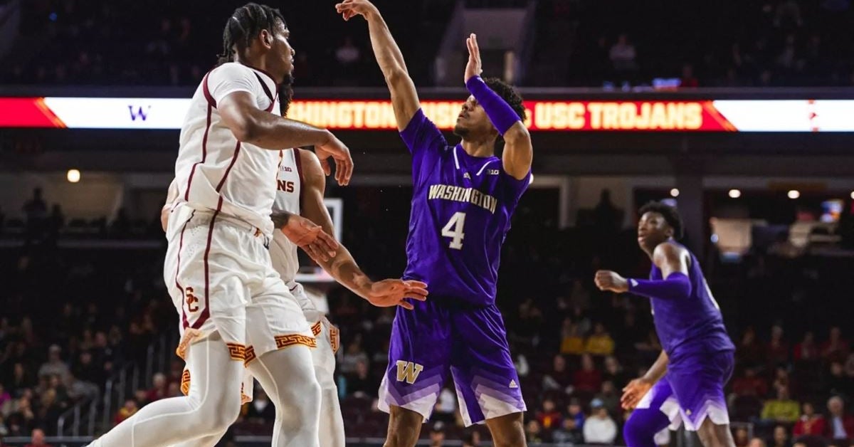 Hot-shooting USC rolls past hapless Huskies 92-61