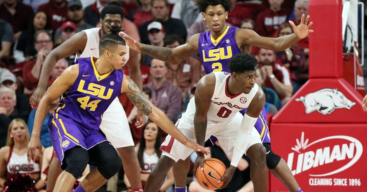Hogs blown out at home by LSU