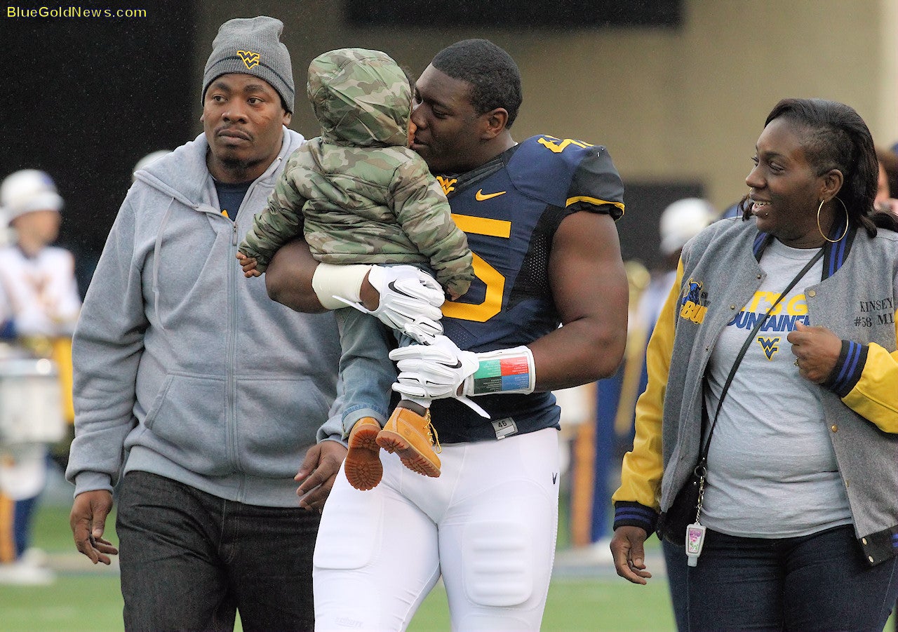 Photo Gallery: WVU Football Senior Day 2015