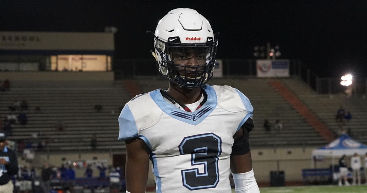 Upshaw announces commitment