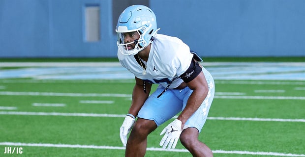 Photos: UNC Training Camp Gallery V - In Pads