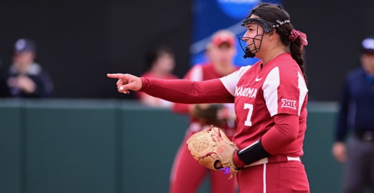 Jayda Coleman homers, doubles in another explosive game at the plate ...