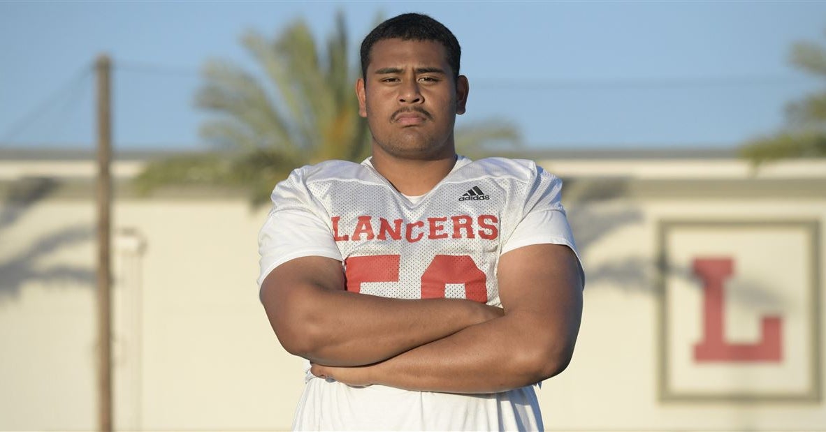 Four-star offensive lineman Sam Utu adds two more official visits