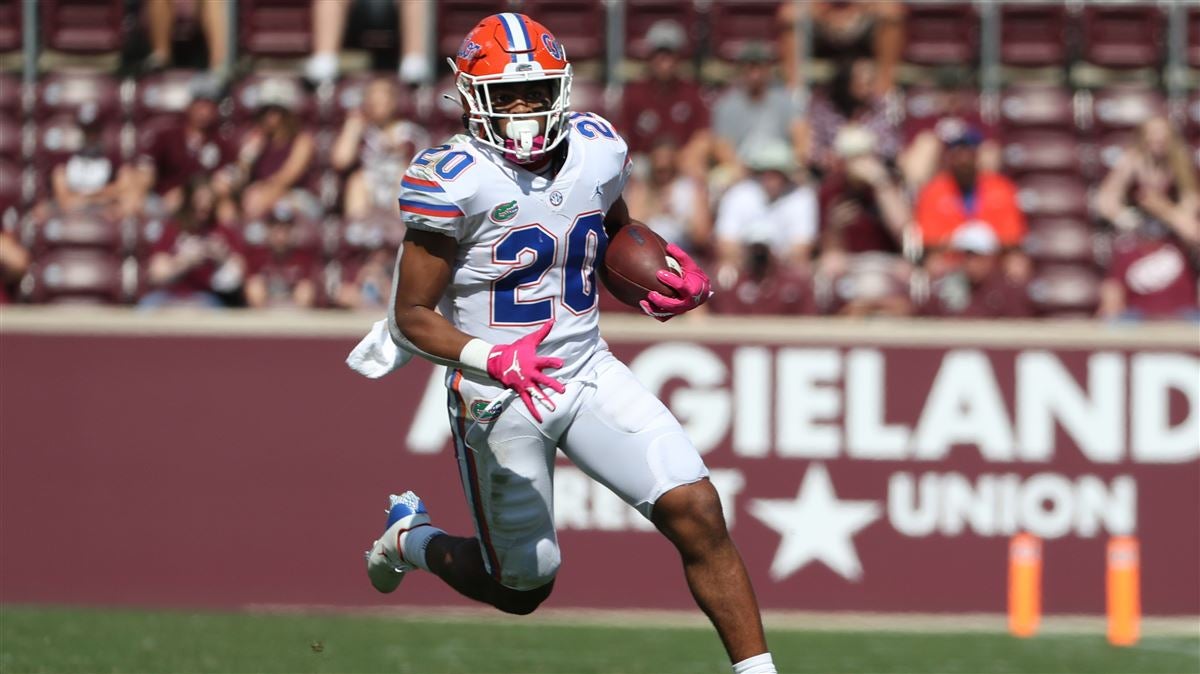 Malik Davis has the fumble behind him