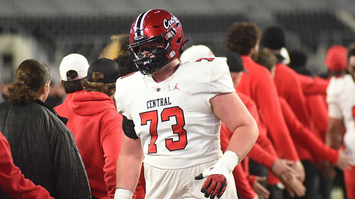 First visit to Florida opened the eyes of OL Mal Waldrep - Football ...