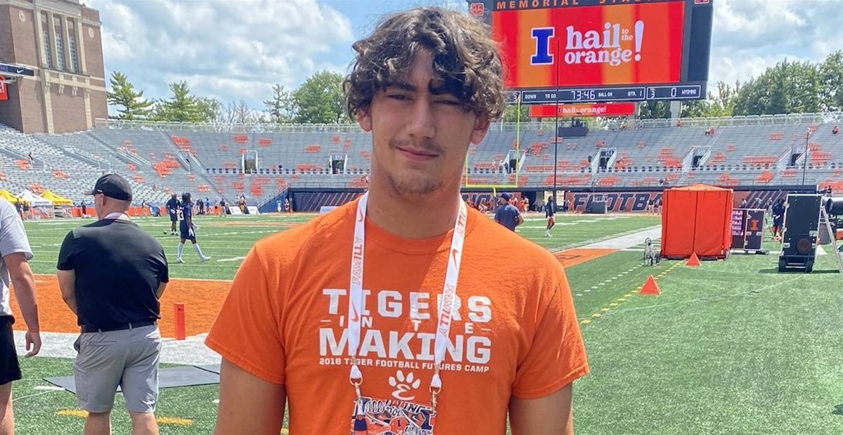 High school football recruits with famous NFL family members