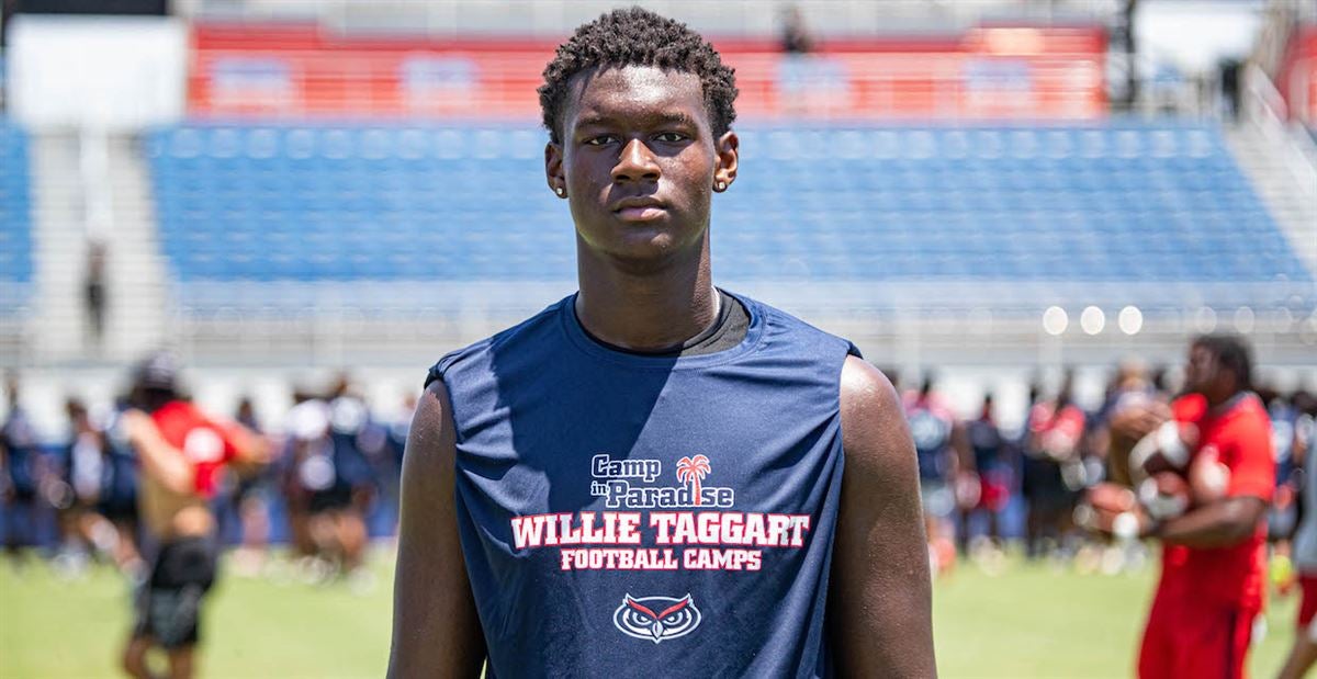 Tight end JT Taggart recaps 'amazing' WVU visit