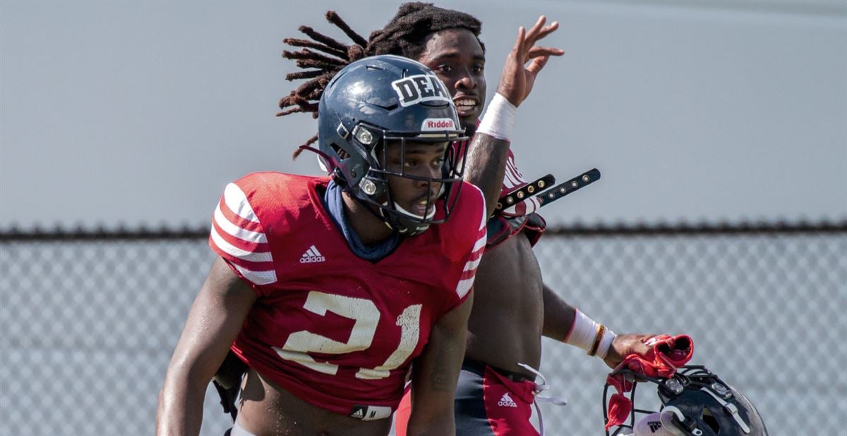 FAU RB Kelvin Dean, Jr. to enter the transfer portal