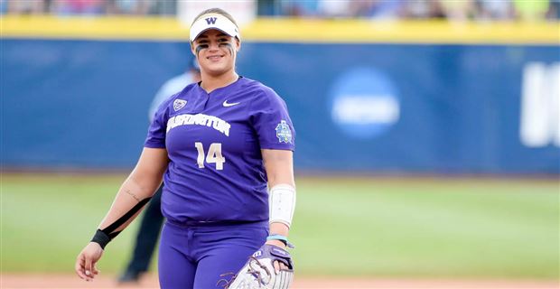 Washington Softball punches ticket to the College World Series