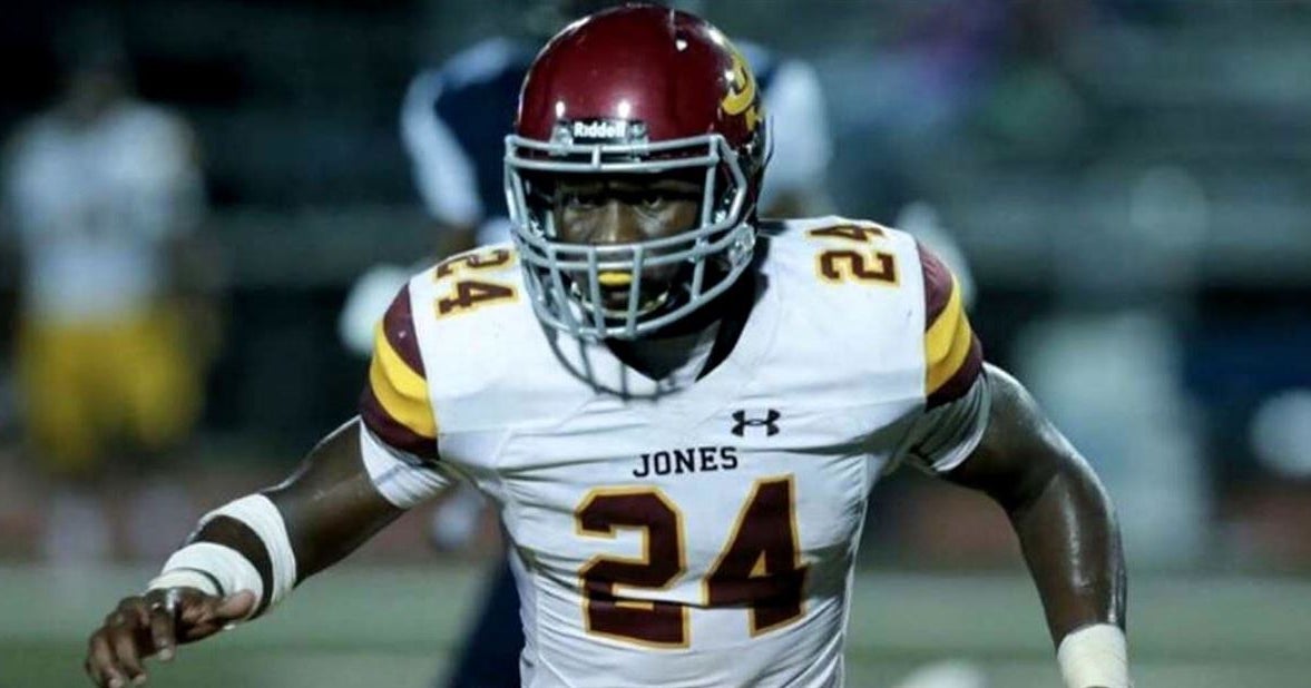 Jones CC LB KJ Cloyd accustomed to overcoming adversity