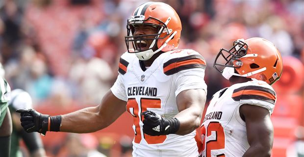 Despite missing games, Garrett makes ESPN's All-Rookie team