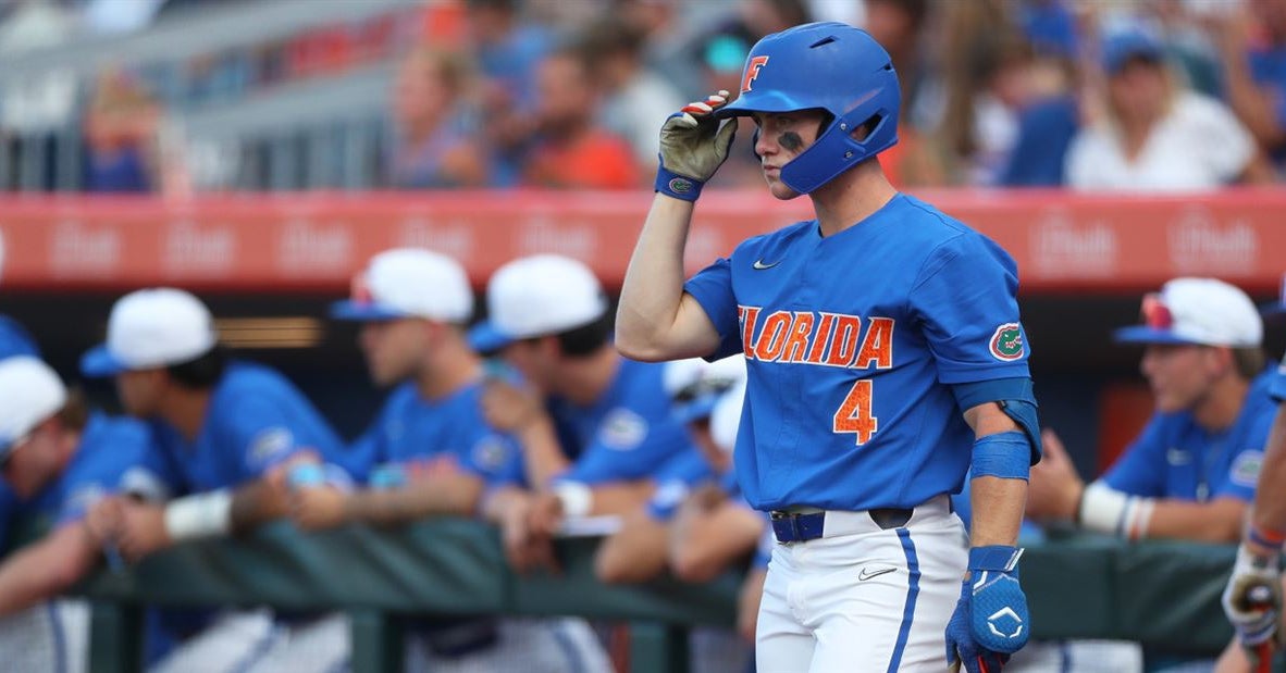 How it happened: Canes out-slug Gators to even series