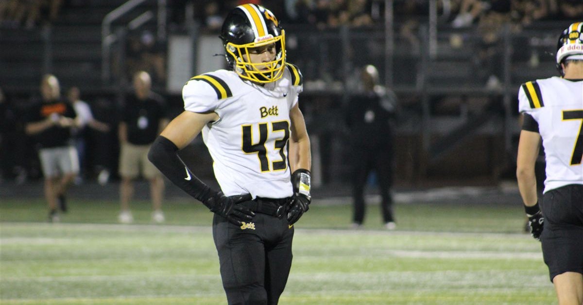 Iowa Football: Hawkeyes Land Bettendorf Four-Star Linebacker Gavin Stecker