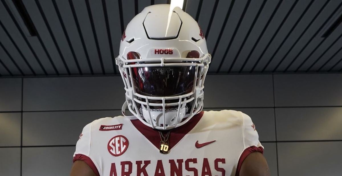 Top247 DL Charleston Collins commits to Arkansas