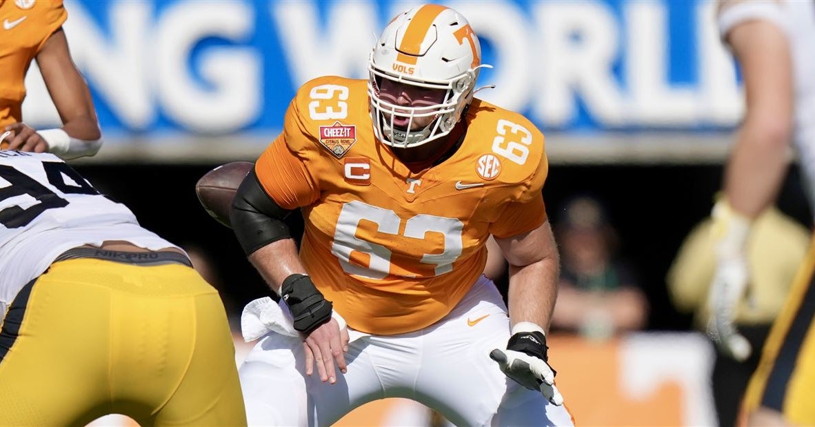 Tennessee's Cooper Mays complimentary of Kentucky's Gerald Mincey