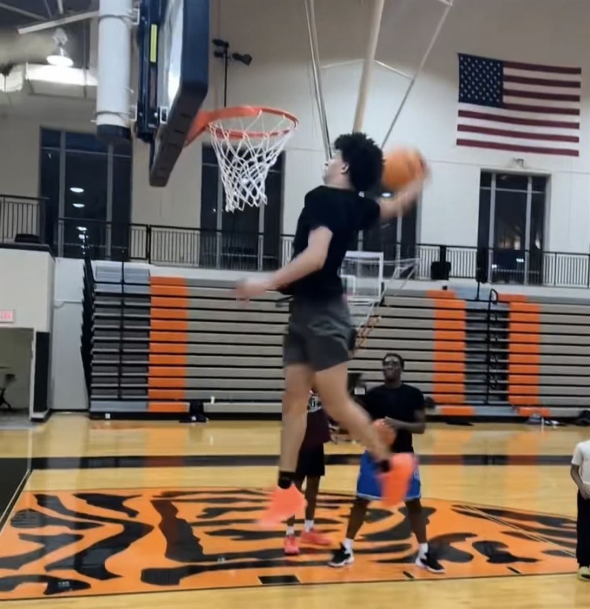 WATCH: Michigan signee Mason Curtis shows off insane athleticism; talks ...