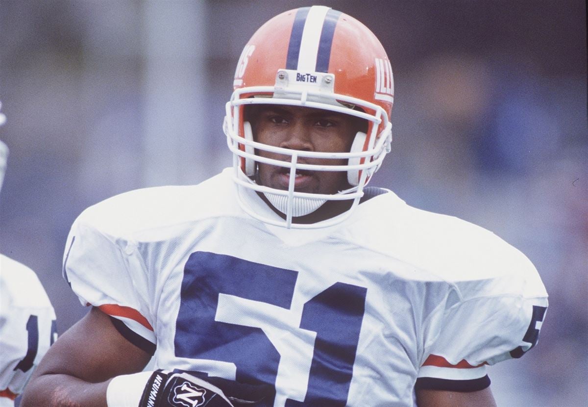 Kevin Hardy 'thrilled to death' to be a part of rich Illini LB history