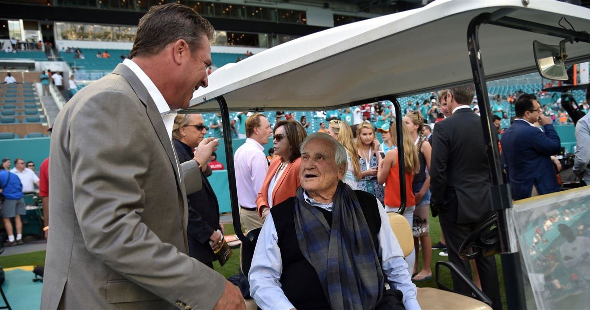 Sports world honors Don Shula's memory after death