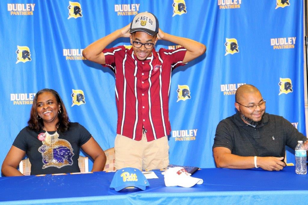 Men's T&F: Isaiah Monroe discusses faith, family and his commitment to ...