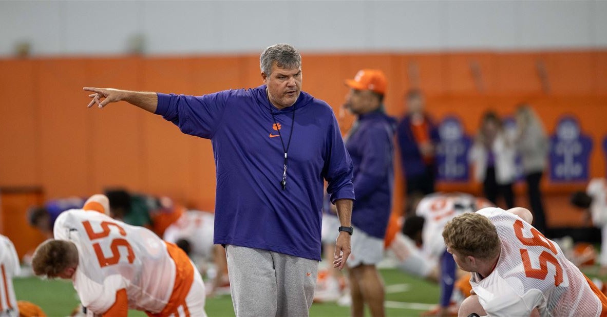 Georgia set to see familiar face in Clemson OL coach Matt Luke