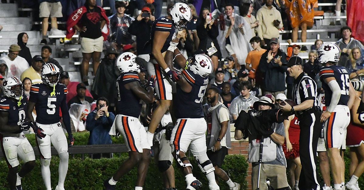 Bigger role coming in Auburn offense for Riley