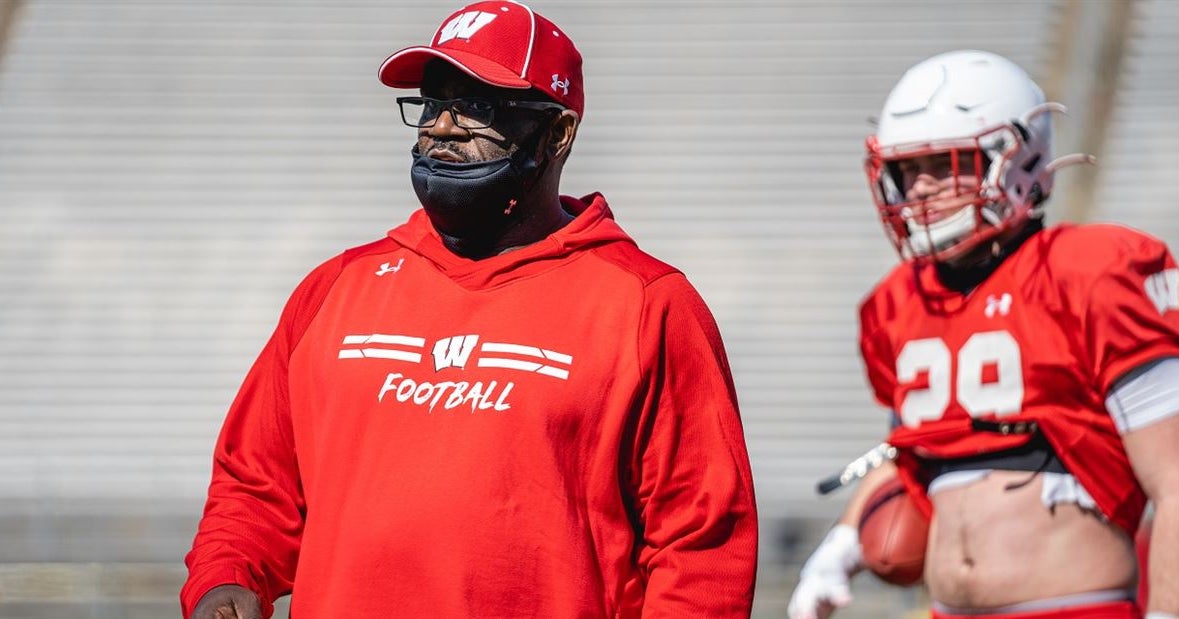 After another bout with cancer, Gary Brown is back on the sidelines