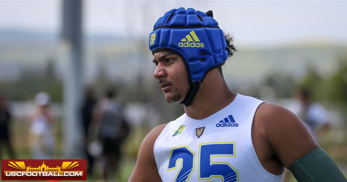 J.T. Tuimoloau, No. 1 player in 2021 class, puts on a show