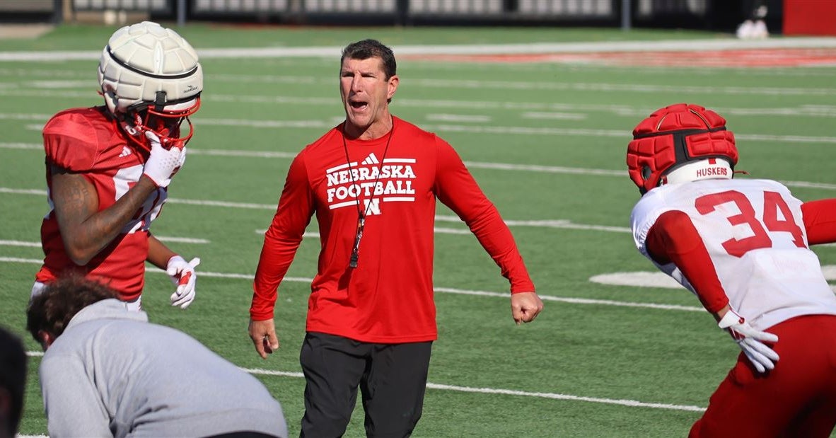 Huskers officially add Australian punter to roster