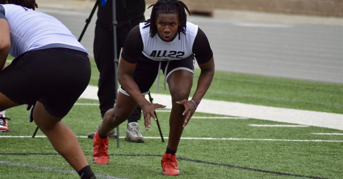 Texas makes top six for EDGE target Dre Quinn