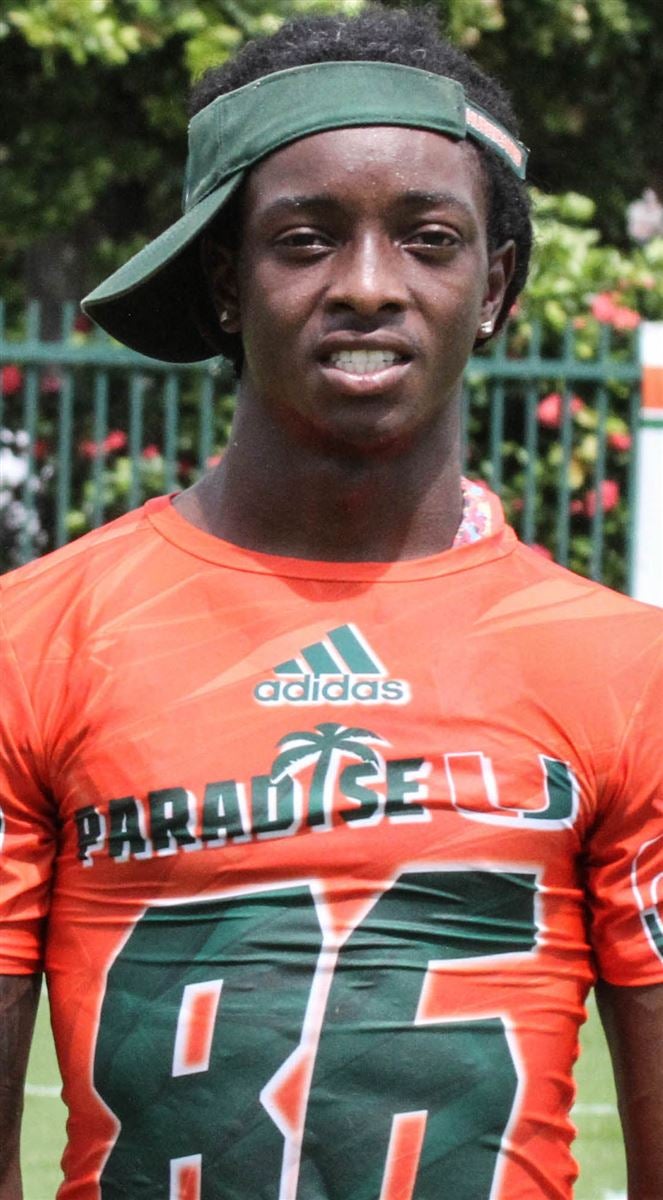 James Davis Profile Photos