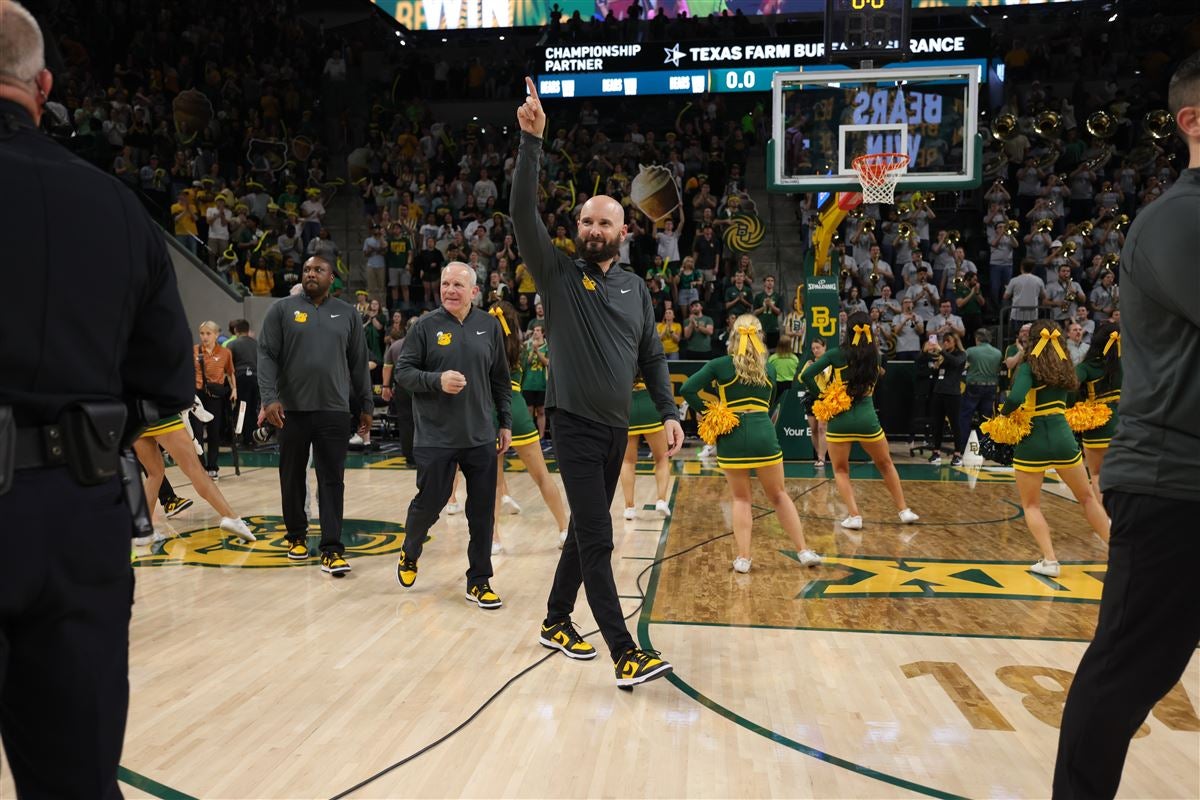 'Keep shooting': How John Jakus looks to build a winner at FAU through ...