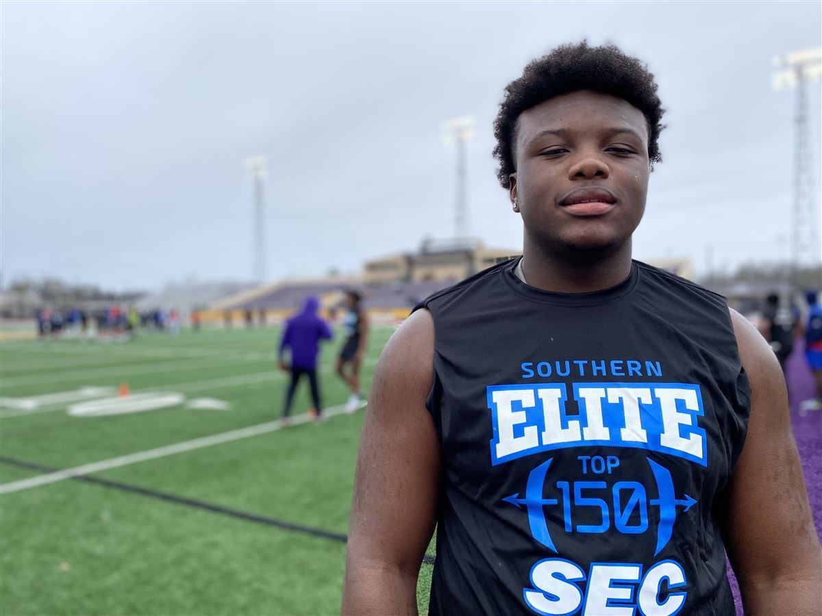 Is Hattiesburg defensive lineman Kevin Oatis the top 2025 player in the ...
